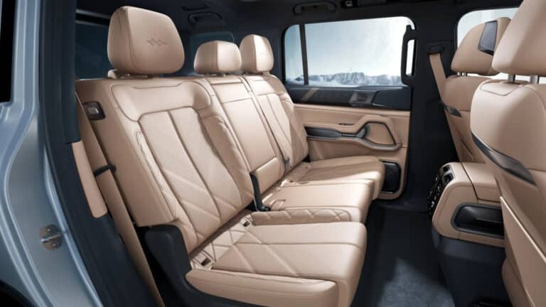 BYD’s Fang Cheng Bao Bao 8 SUV enters China for 52,500 USD