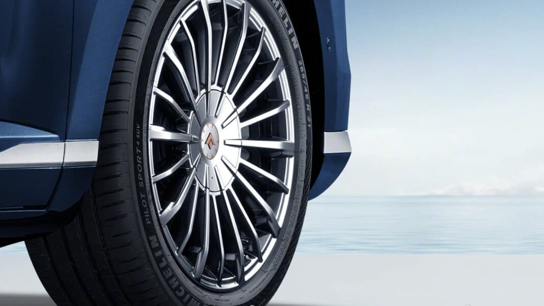 GAC Hyptec HL interior revealed with MPV-grade comfort