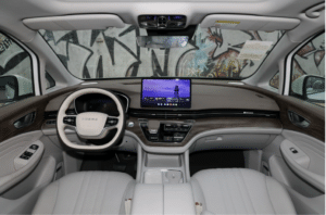 SAIC's Roewe iMAX 8 DMH MPV with 1,536 km range launched