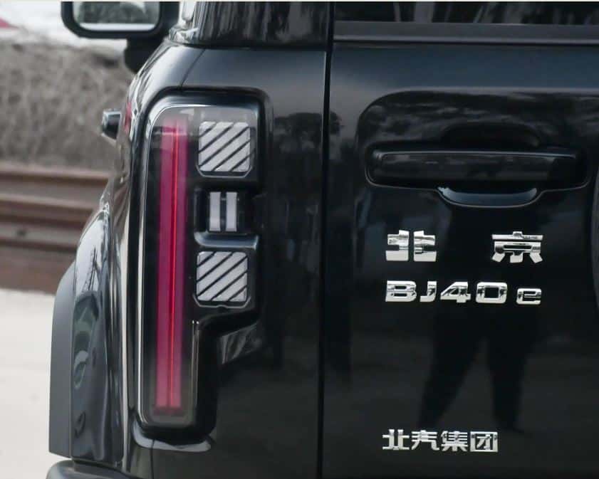 BAIC BJ40e off-road EREV opens pre-sale at 30,900 USD in China