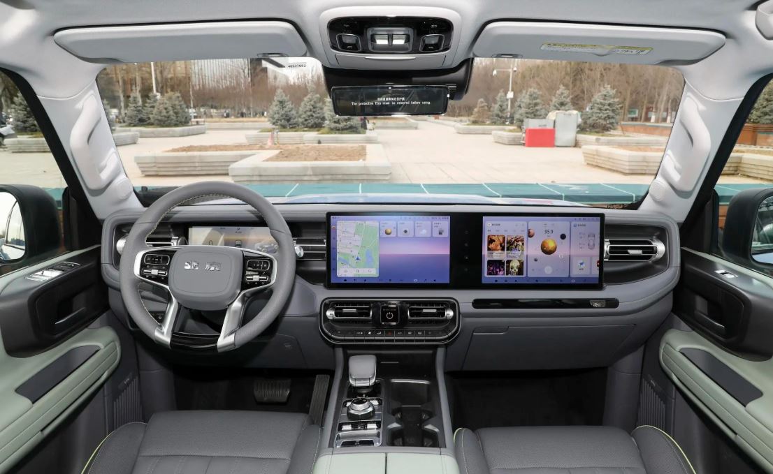 BAIC BJ40e off-road EREV opens pre-sale at 30,900 USD in China