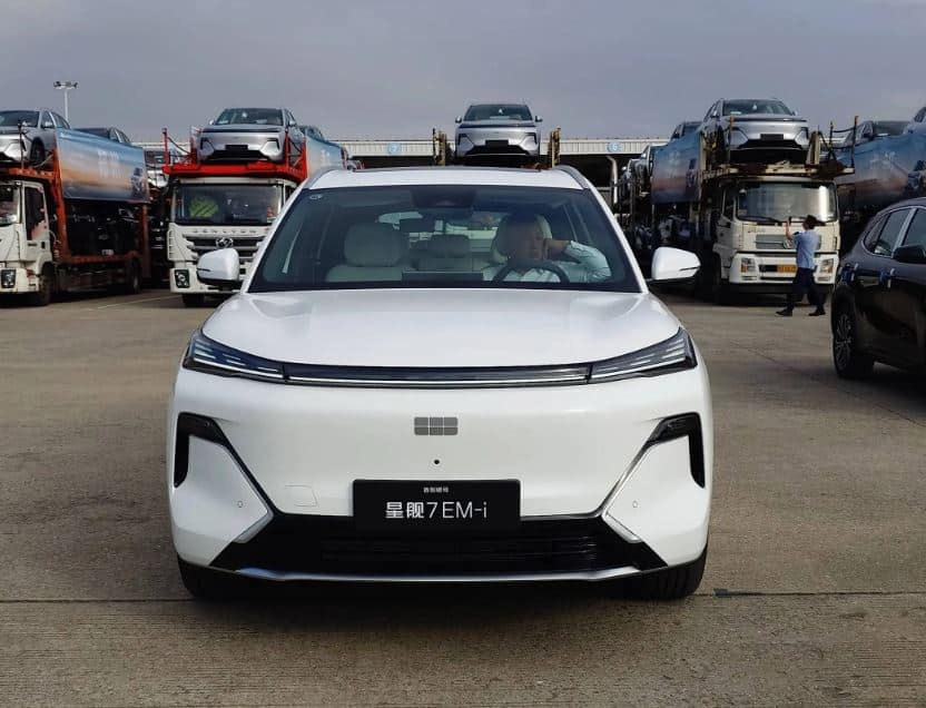 Geely Galaxy Starship 7 PHEV with 1,420 km range launched