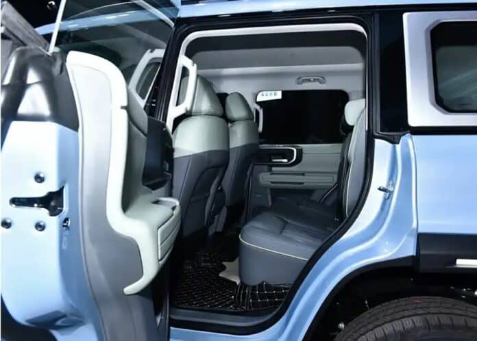 BAIC BJ40e off-road EREV opens pre-sale at 30,900 USD in China