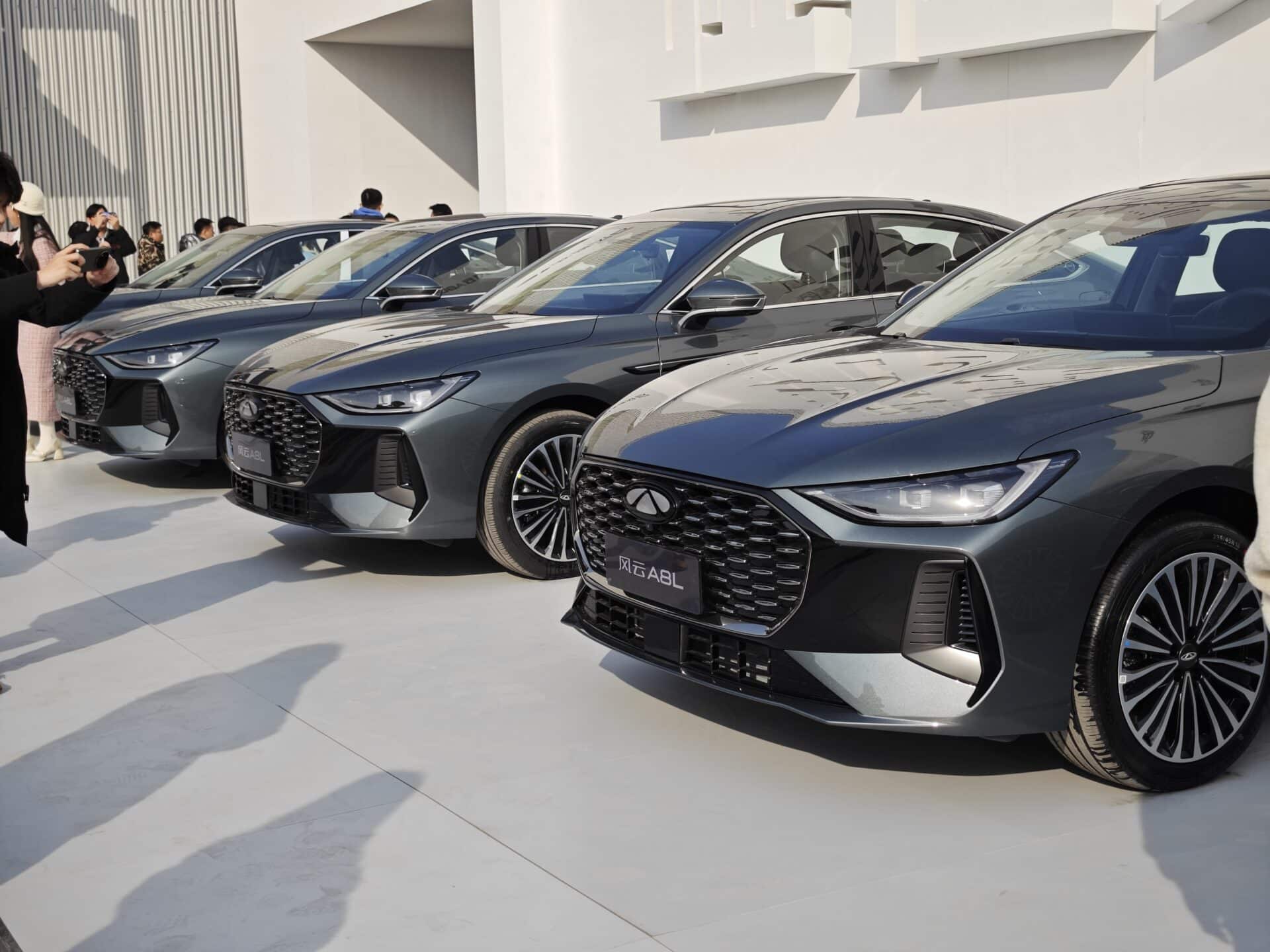 Chery Fulwin A8L - world's longest ranged PHEV launches