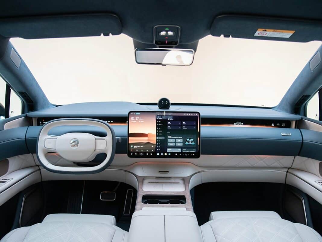 Nio ET9, priced at 112,000 USD, sold out 999 units hours after the launch