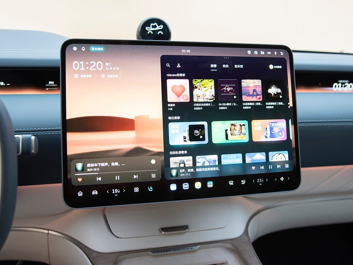 Nio ET9, priced at 112,000 USD, sold out 999 units hours after the launch