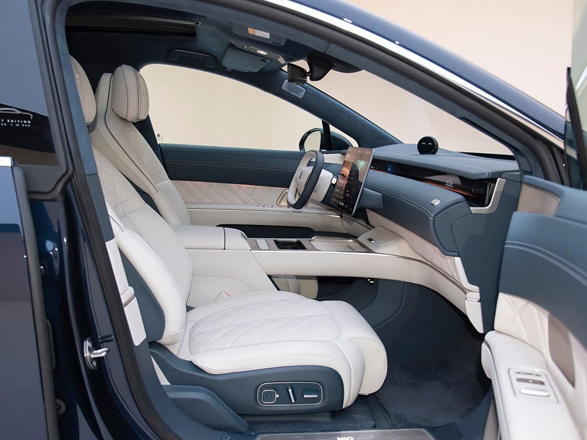 Nio ET9, priced at 112,000 USD, sold out 999 units hours after the launch