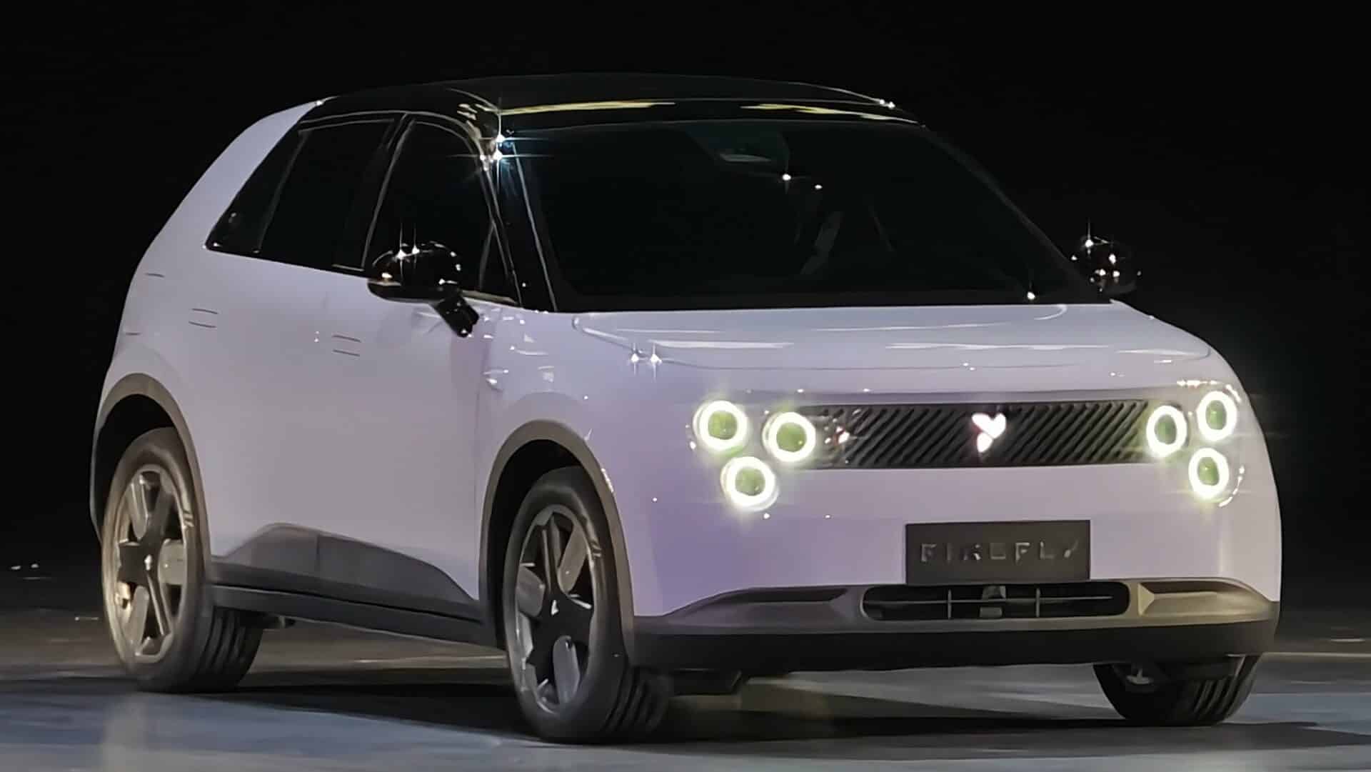 Nio unveiled Firefly EV hatchback for 20,400 USD with 92 liters frunk