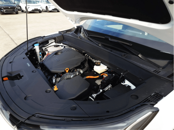 Geely Galaxy Starship 7 PHEV with 1,420 km range launched