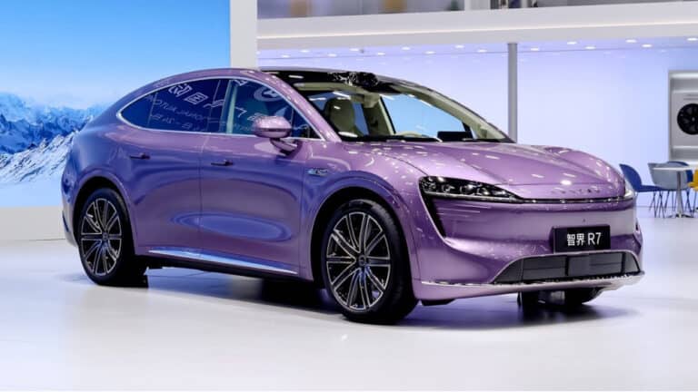 Luxeed R7 EREV from Huawei & Chery to debut on December 19