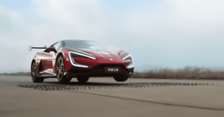 BYD's Yangwang U9 jumps over road spikes while self-driving [video]