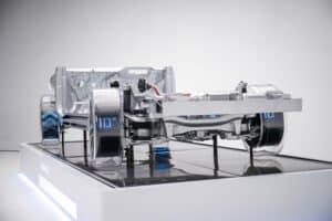 Lynk & Co 900 unveiled as a PHEV with up to 630 kW of power