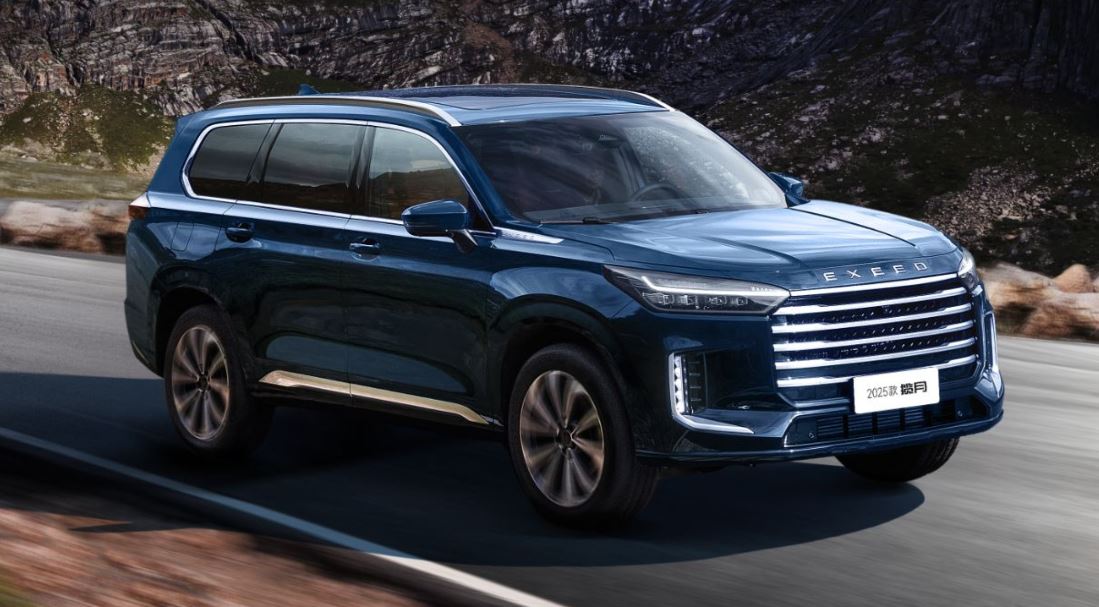 Chery Exeed VX C-DM plug-in hybrid SUV official images revealed ahead of launch