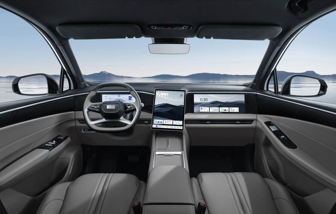 Geely Galaxy L7 EM-i PHEV with 1,240 km range launched starting at 16,000 USD