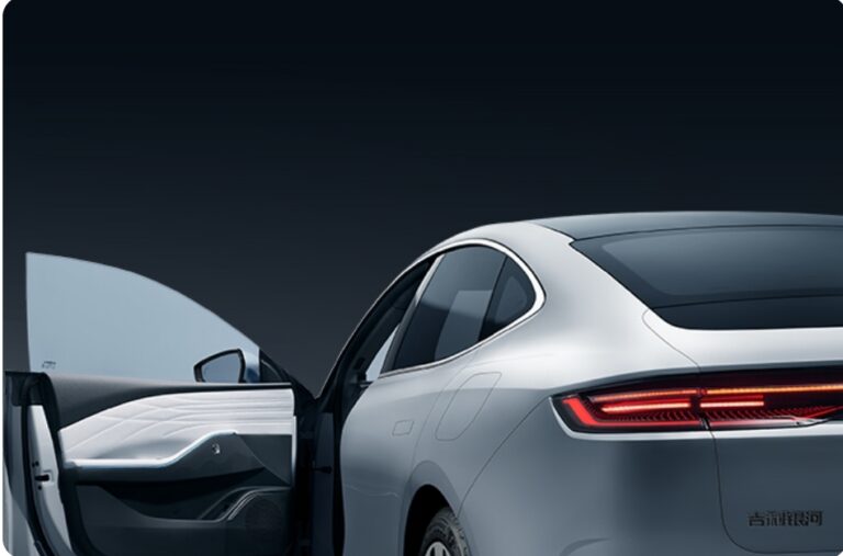 Geely Galaxy Starshine 8 PHEV sedan revealed by Chinese MIIT