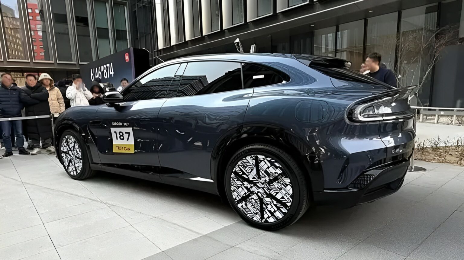 Spied: Xiaomi YU7 SUV interior photos reveal a high-tech, sporty cabin