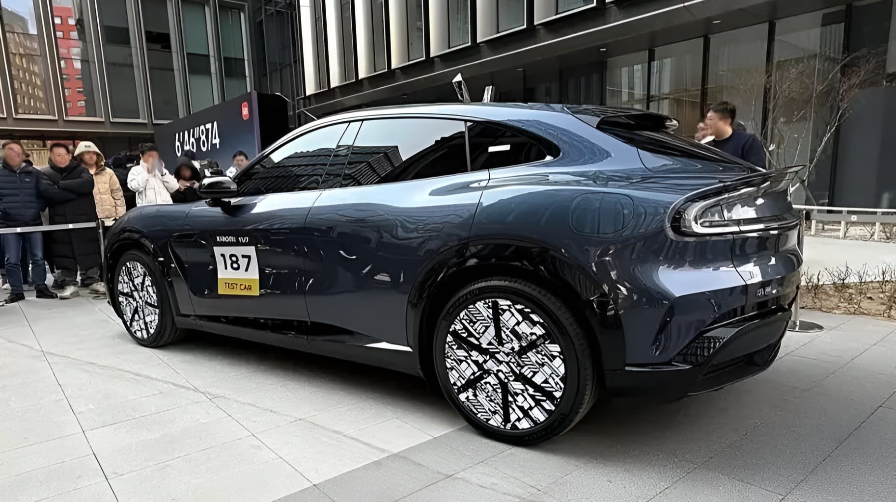 Spied: Xiaomi YU7 SUV interior photos reveal a high-tech, sporty cabin