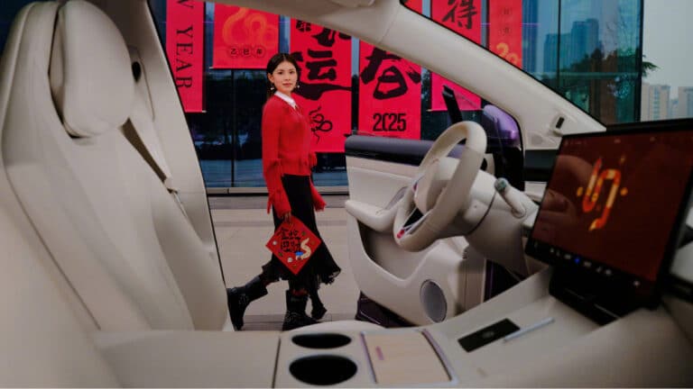 Luxeed R7 from Chery & Huawei sold over 40,000 units in 4 months