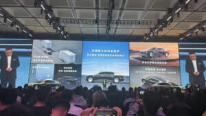 Maextro S800 released in China as Maybach rival with 6C charging
