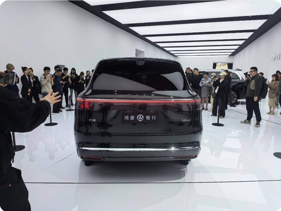 Aito M8 EREV with 1,526 km range received more than 70,000 orders two weeks after pre-sale opened