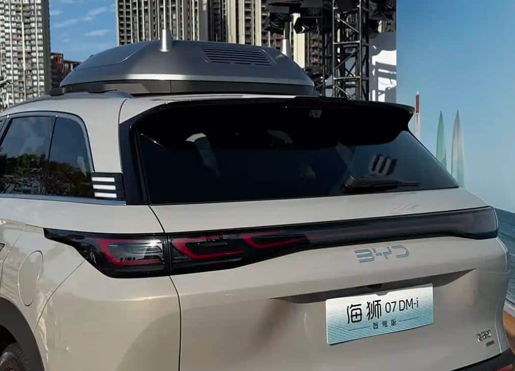 BYD Sealion 07 DM-i with "God's Eye" C and intelligent drone system debut in China