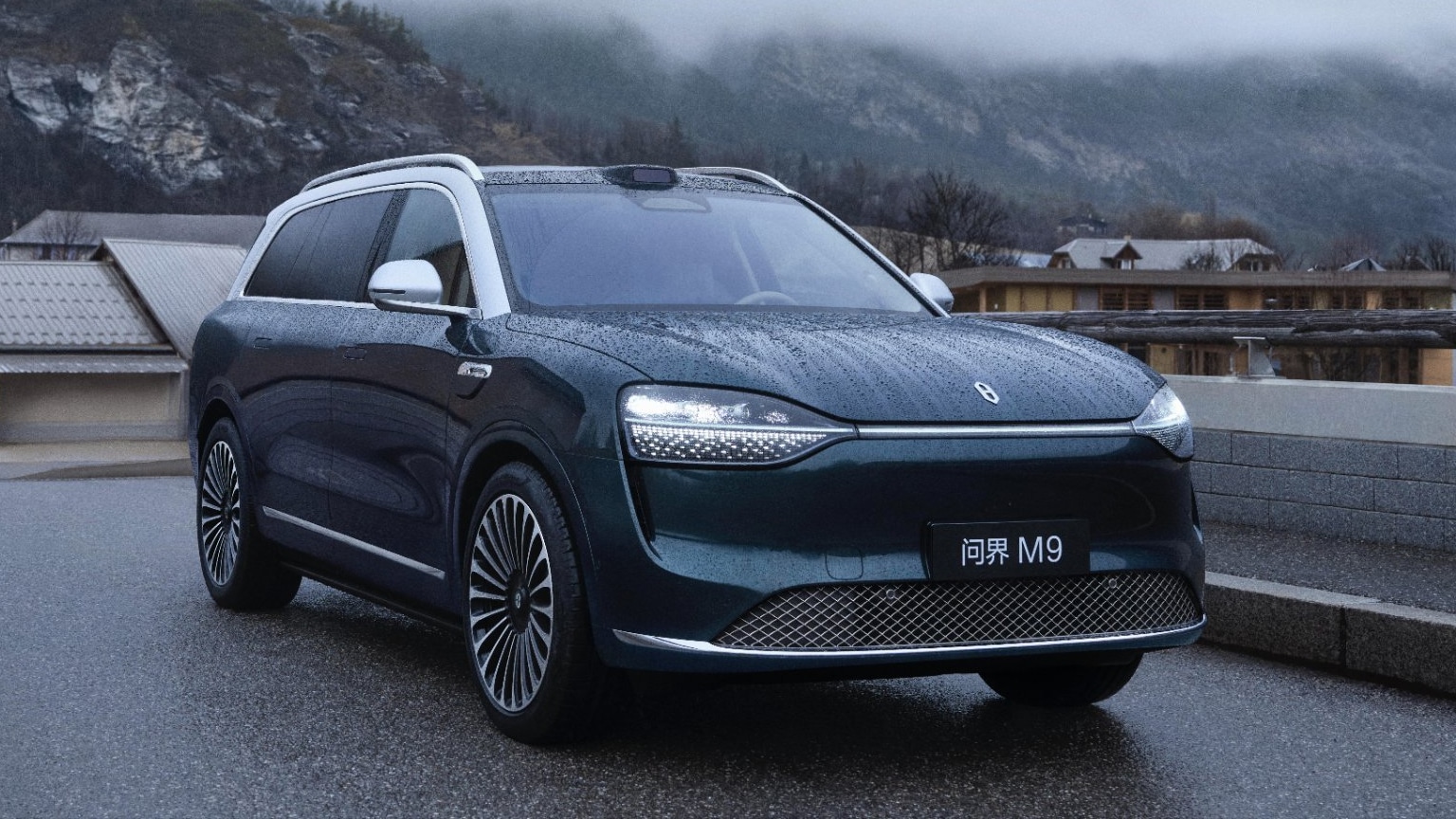 2025 Aito M9 from Huawei launched in China with four LiDARs