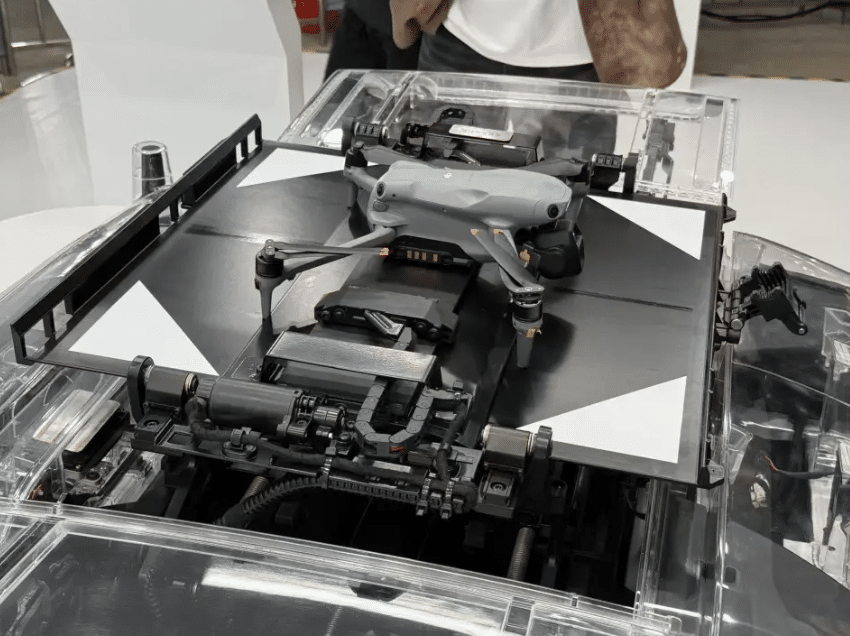 Chery follows BYD to release the Fly Eye on-vehicle intelligent drone ...