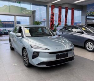 SAIC Roewe D6 sets new Guinness power consumption record for EV in China