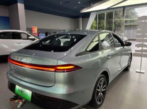 SAIC Roewe D6 sets new Guinness power consumption record for EV in China