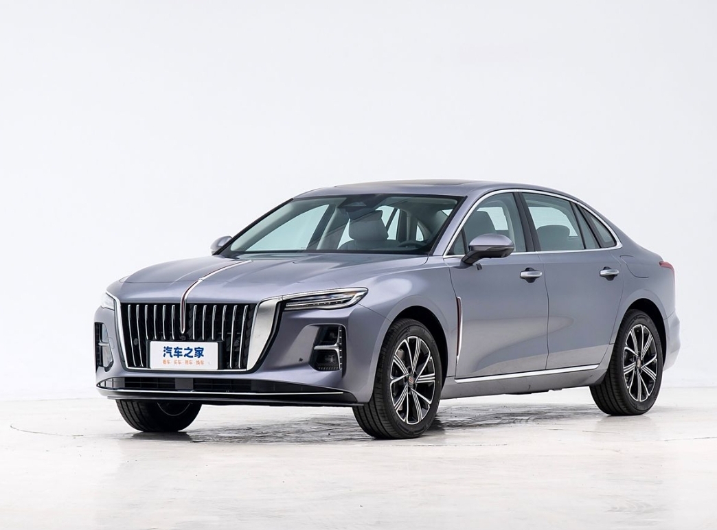 Hongqi H5 PHEV with 1,600 km range pre-sale starts at 25,300 USD