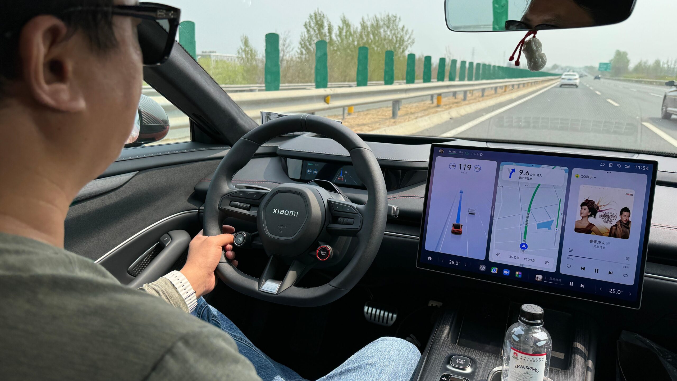 Xiaomi SU7 crash raises doubts on intelligent driving in China