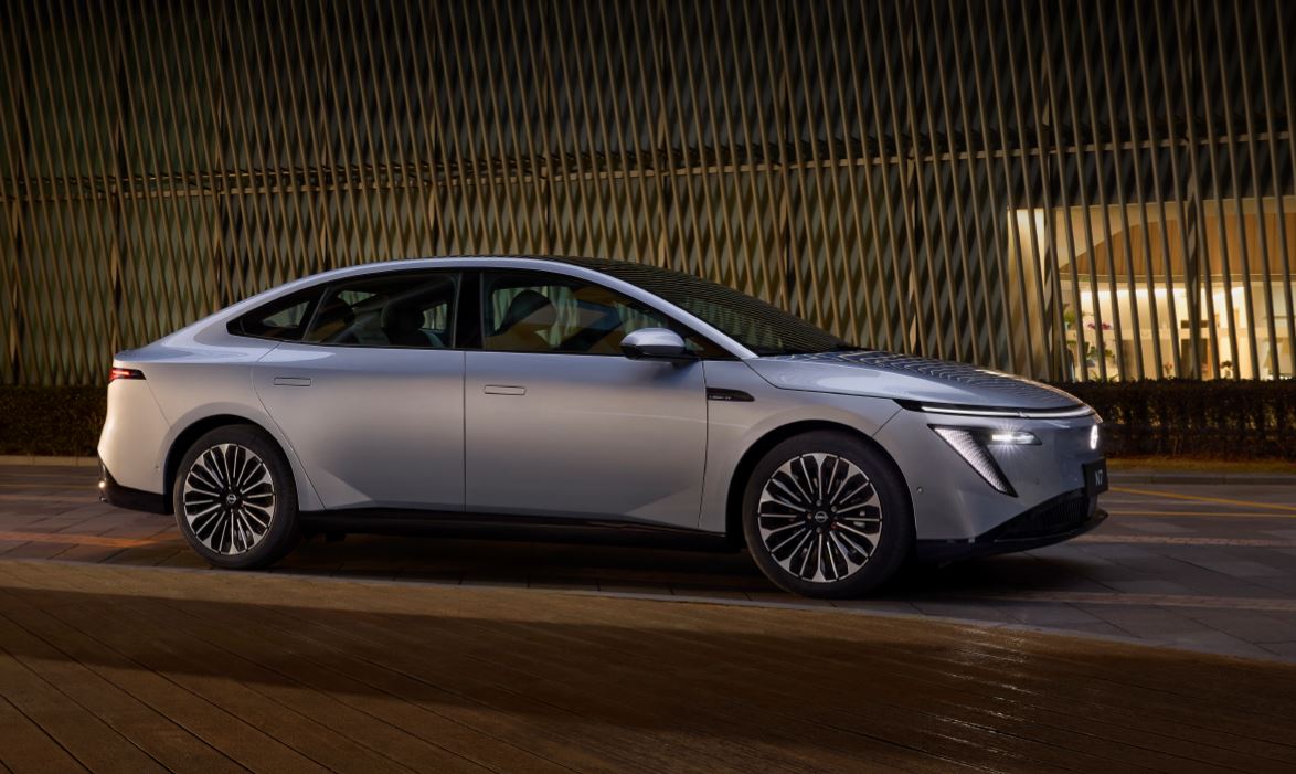 Dongfeng-Nissan N7 all-electric sedan pre-order opens, exclusively for China