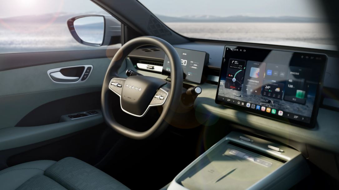 SAIC Roewe D6 sets new Guinness power consumption record for EV in China