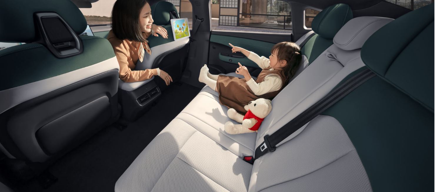 Dongfeng-Nissan N7 all-electric sedan pre-order opens, exclusively for China