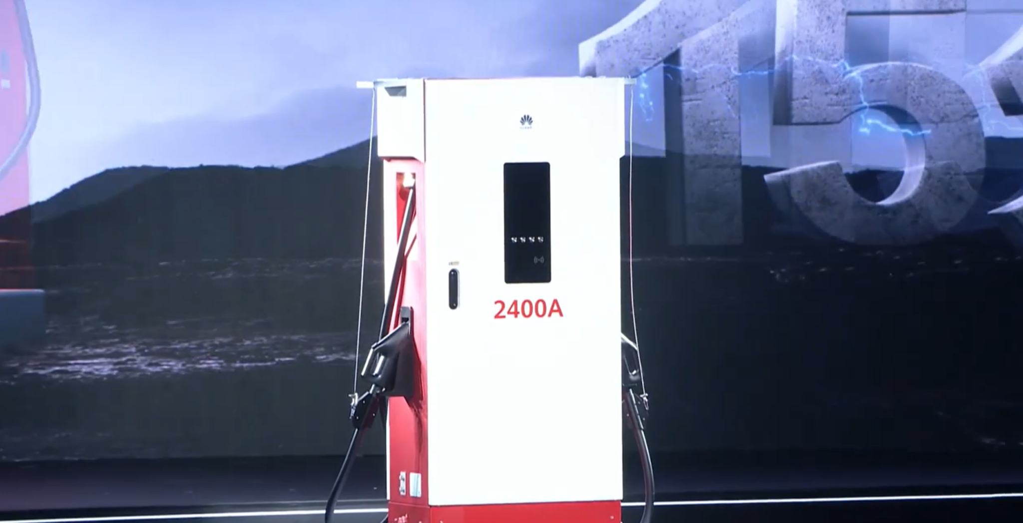 Huawei launches fully liquid-cooled megawatt charger: 1.5 megawatts ...