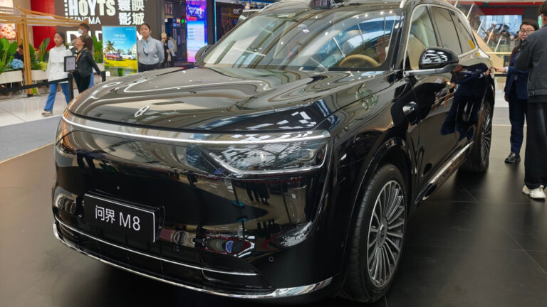 Huawei’s Aito M8 large SUV is a banger in China with 100K orders
