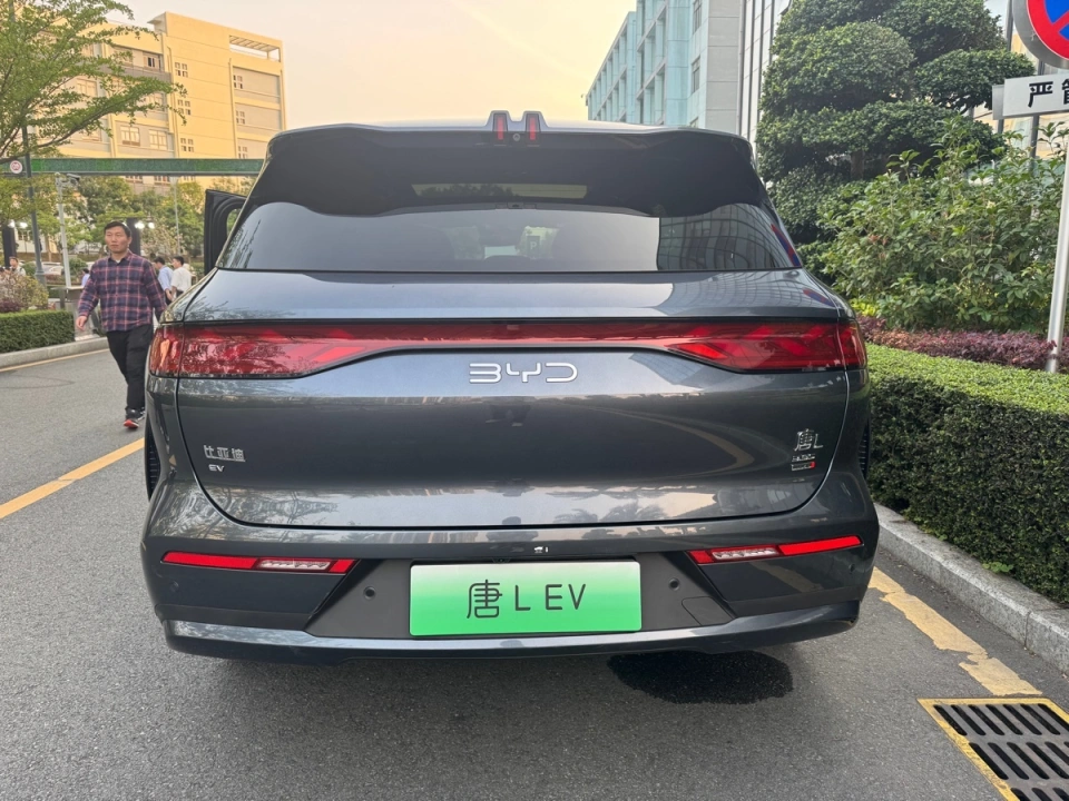 BYD Tang L EV and PHEV SUV launched starting at 31,700 USD