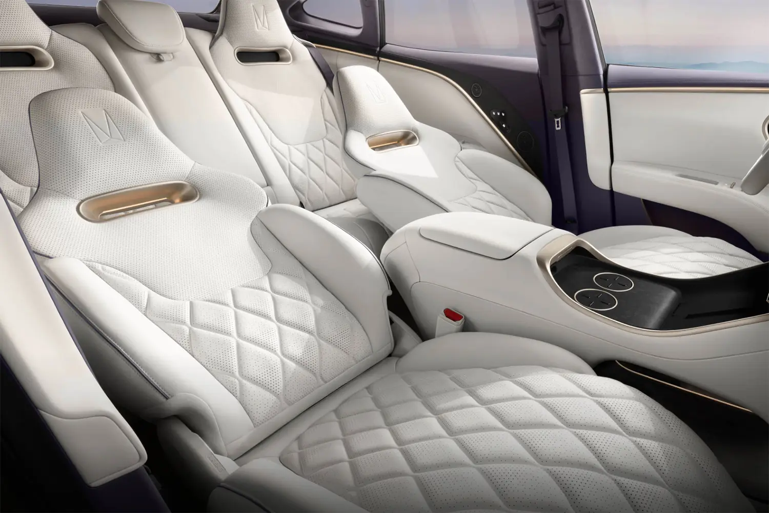 Avatr 11 SUV refreshed with a new Dark Knight edition starting at ...