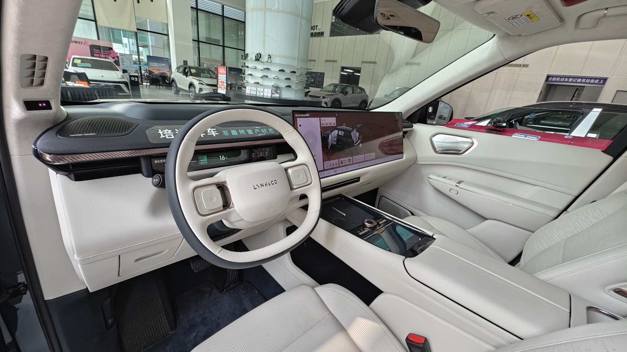 Sunday China Drive | Lynk & Co 900: tech-packed SUV with rotating seats ...