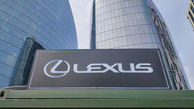 Toyota signs agreement with Shanghai: Wholly-owned Lexus EV factory to ...
