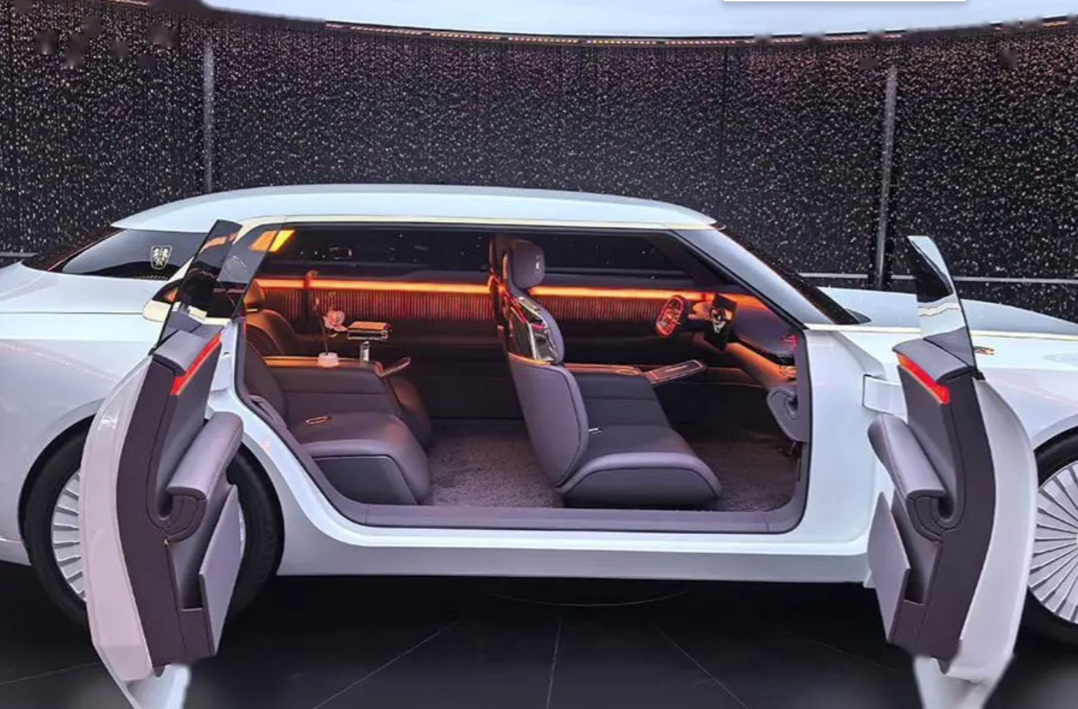SAIC's Roewe introduces 'Pearl' concept car designed by former Rolls ...