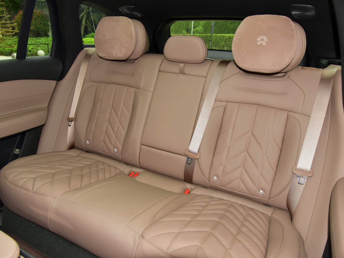 Nio launches revised ES6/EC6 - more upgrades than appear, from 37,200 USD