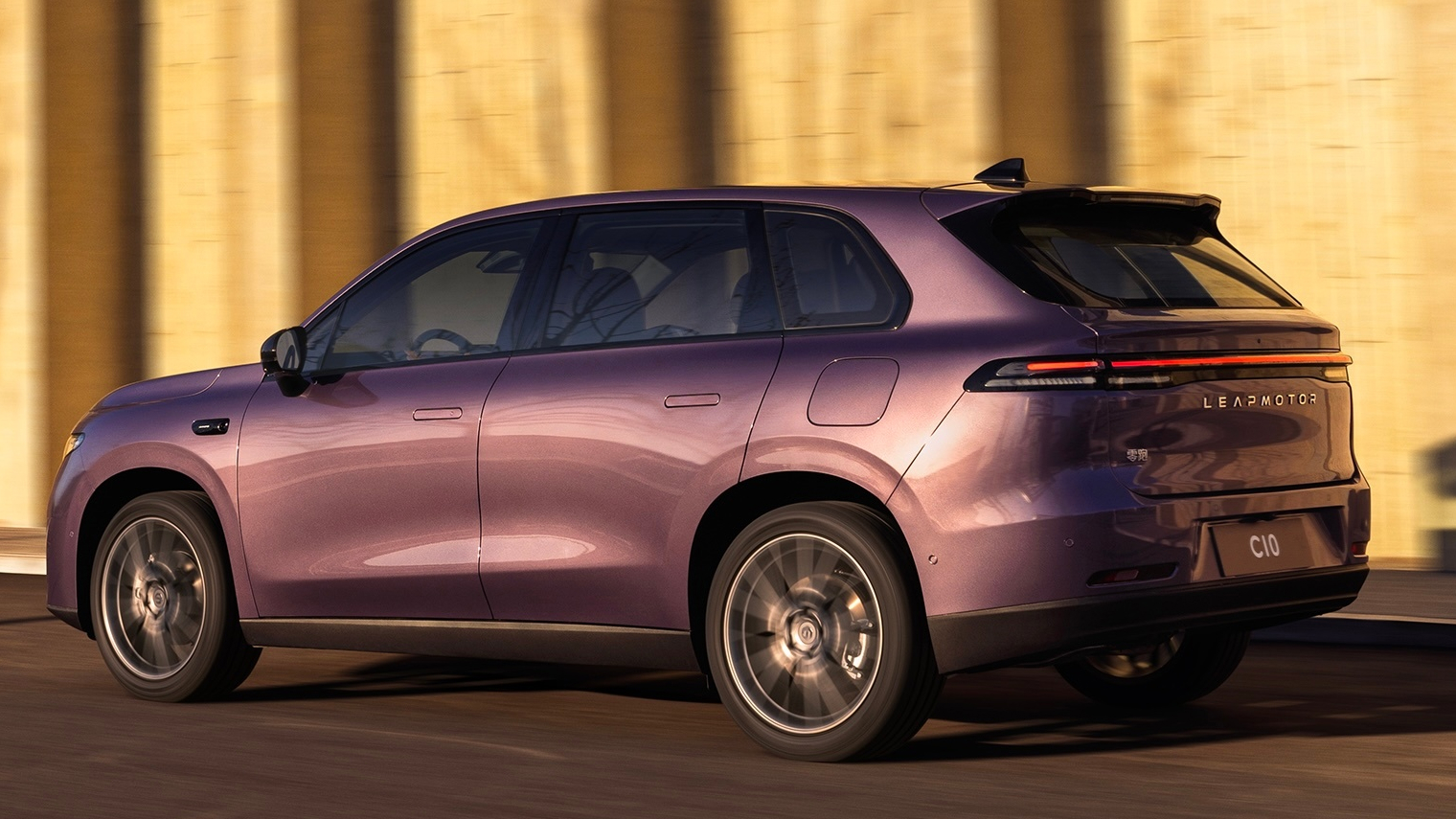 Updated Leapmotor C10 SUV launched in China with 800V