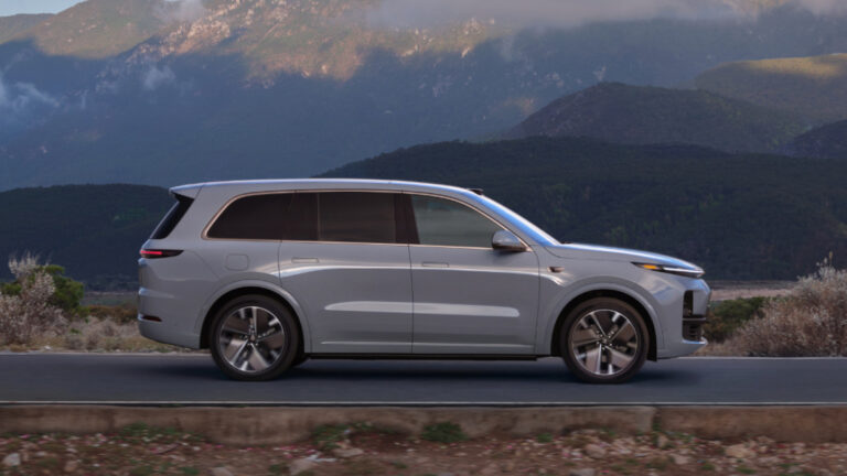 Li Auto launched enhanced L-series EREV crossovers in China