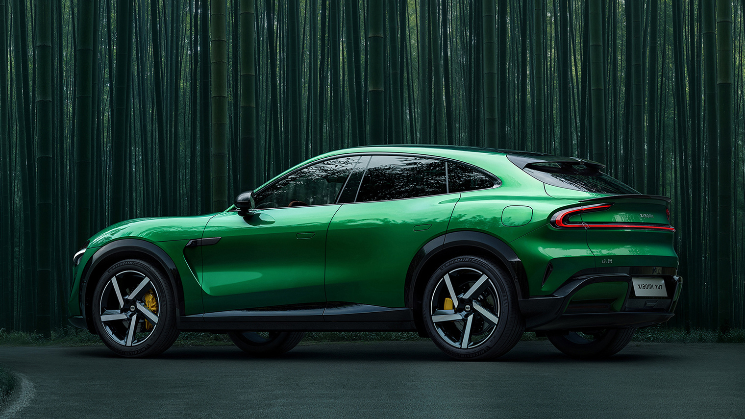 Xiaomi YU7 electric SUV interior breaks cover in China with large HUD