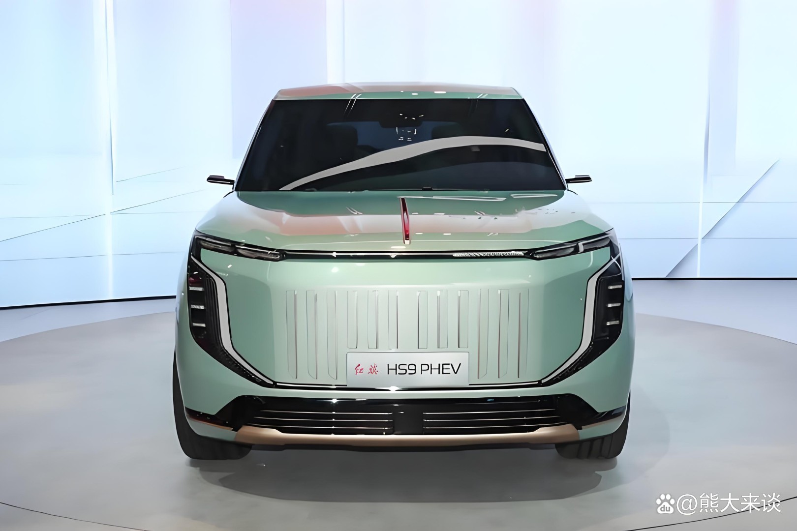 Hongqi HS9 PHEV pre-production model unveiled at R&D facility