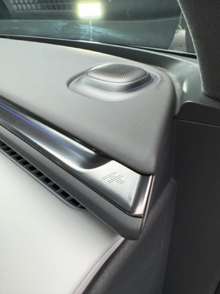 Xpeng G7 SUV officially unveiled: features AR-HUD and Turing AI Chips ...