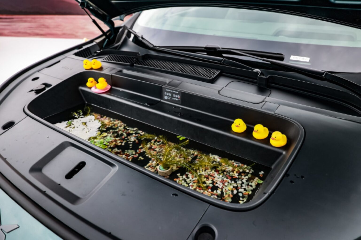 Xpeng G7 SUV officially unveiled: features AR-HUD and Turing AI Chips ...