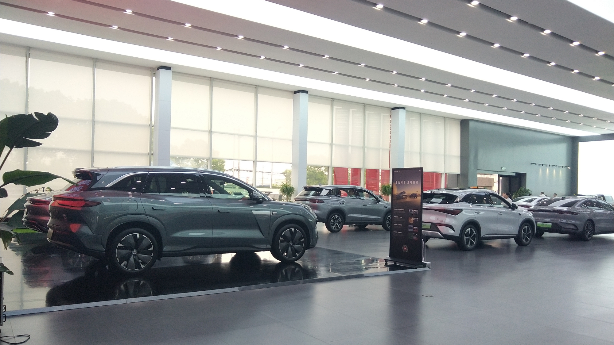 BYD reportedly slows production in China due to rising inventory