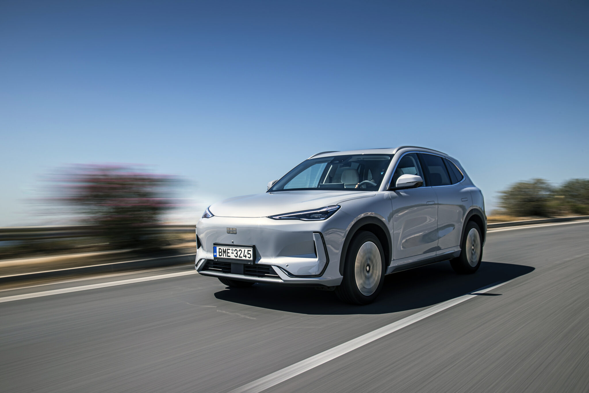 Geely EX5 electric SUV officially enters the Greek market